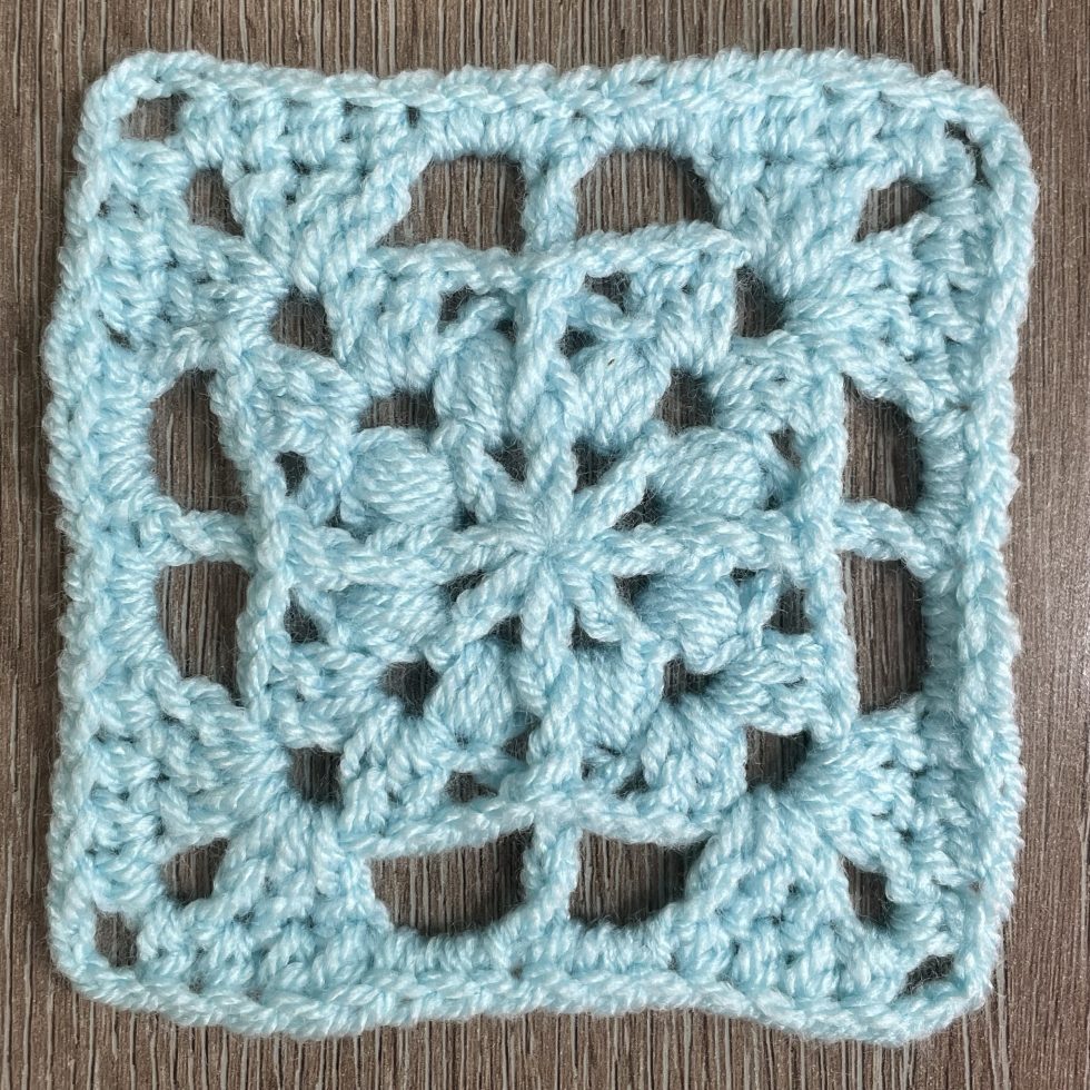 Pretty Lattice Granny Square - Free Crochet Pattern (UK Terms) - Chroma ...